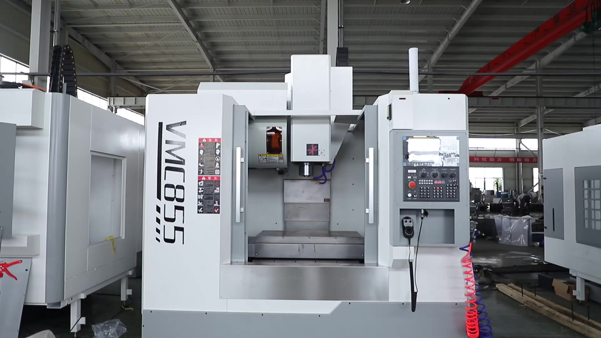 Cnc Milling Machine Vmc With Tool Changer For Sal Cnc Milling Machinery ...
