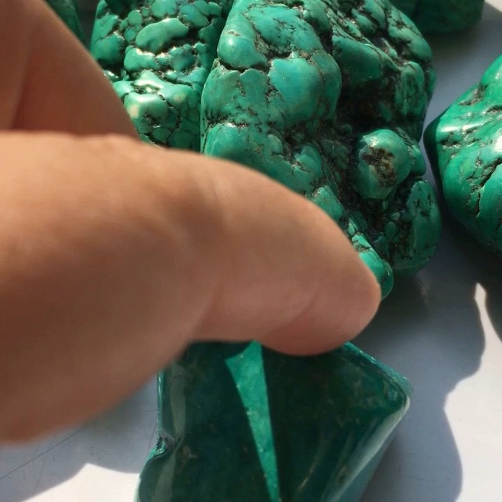 Wholesale Natural Beautiful Turquoise Crystal Tumbled Stone Gravel ...