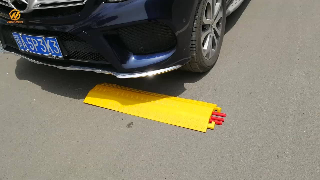 Waterproof Plastic Electrical Cable Covers / Pvc Cable Protective Cover ...