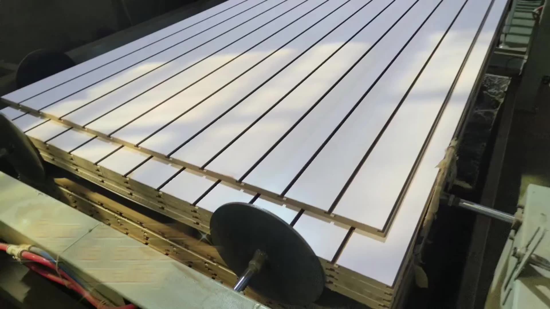 Slat Wall Decorative Slatwall Custom 8*4 Feet Wood Slat Wall Fiberboard ...