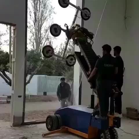 400kg Portable Wheel Glass Window Lifting Equipment Robot Metal Sheet ...