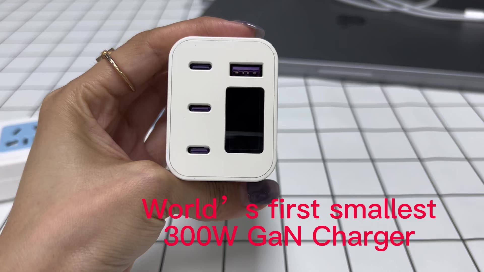 300w Gan Charger 245w Pd 3.1 140w Charger For Laptop 3 C Port Gan Fast ...