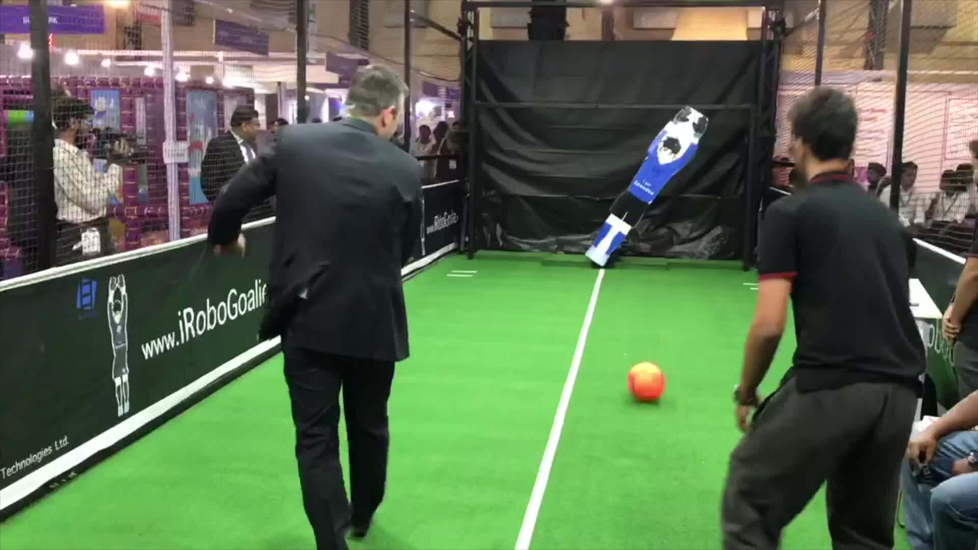 Irobogoalie/robokeeper - Most Advanced And Intelligent Robot Goalkeeper ...