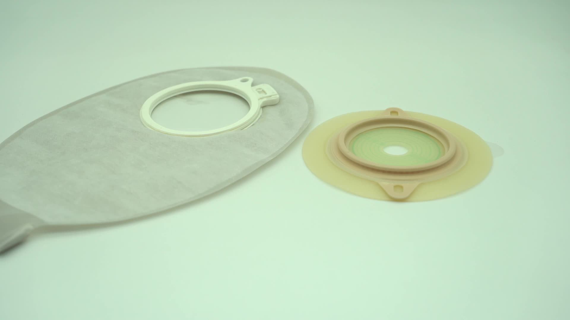 Colostomia Y1908 2-piece System Ce Wheels Skin Piece Colostomy Bag ...