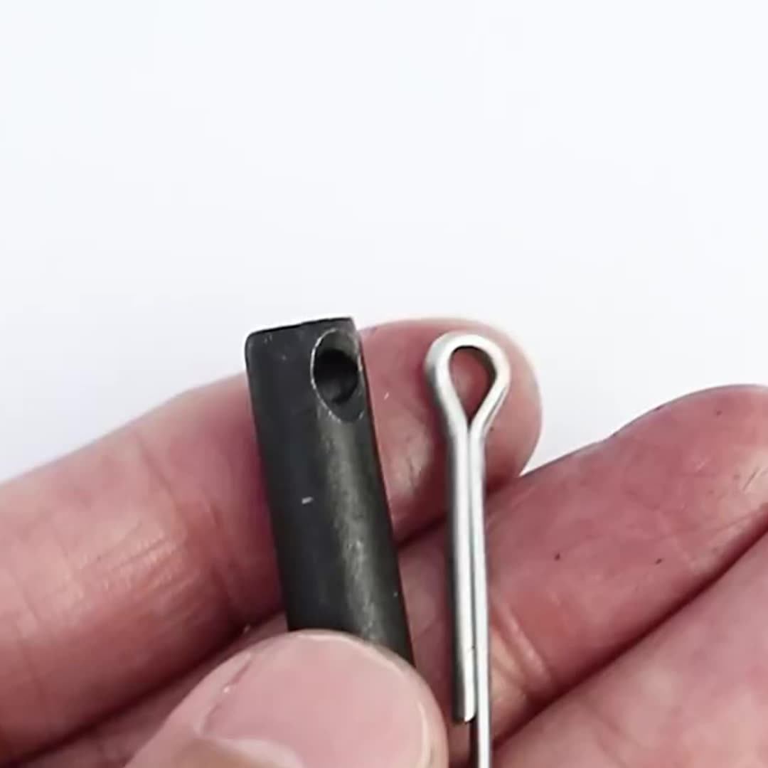 Clevis Pin With Small Head And Split Pin Hole Black Oxide 8.8 Grade ...