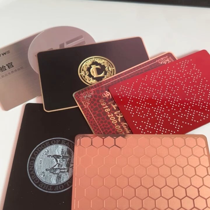 Custom 24k Matte Gold Metal Karte Business Metal Card With Black ...