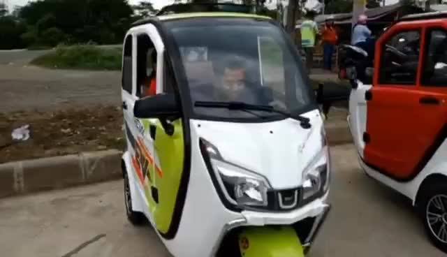 Fully Enclosed Electric Tricycle Trike With Airconditioner 3 Wheel Mini ...