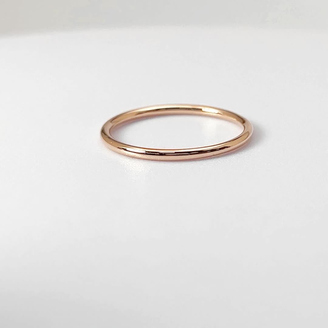 Wholesale Customized 18k Solid Gold Dainty Engagement And Wedding Ring ...