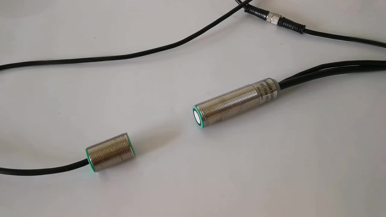 Udc-18gm-400-3e0 Ultrasonic Double Sheet Detection Sensor With Npn No Output - Buy Ultrasonic ...