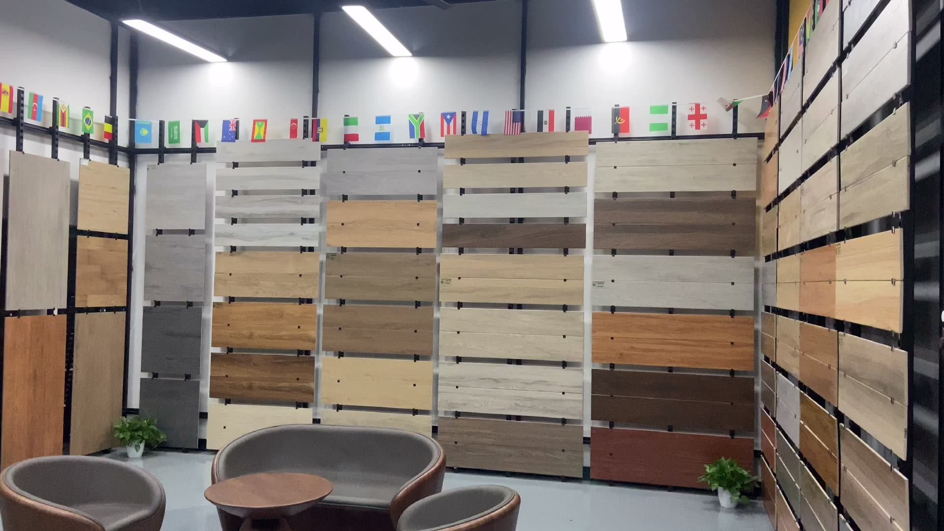 Desain Interior Dan Eksterior Rumah 20x100,Ubin Keramik Tekstur Kayu ...