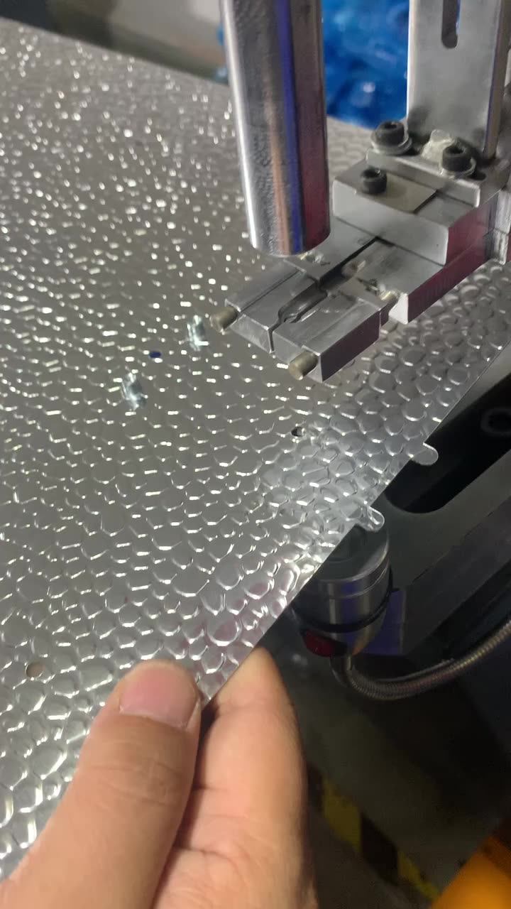 Self Clinching Nuts Or Stud And Stnadoffs Manul Feeding Hydraulic ...