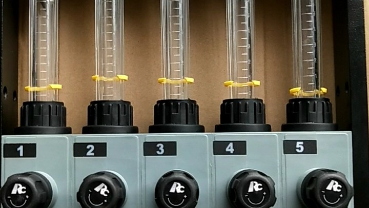 Plastic Injection Molding Water Flow Regulator in Moulds Factory Price ...