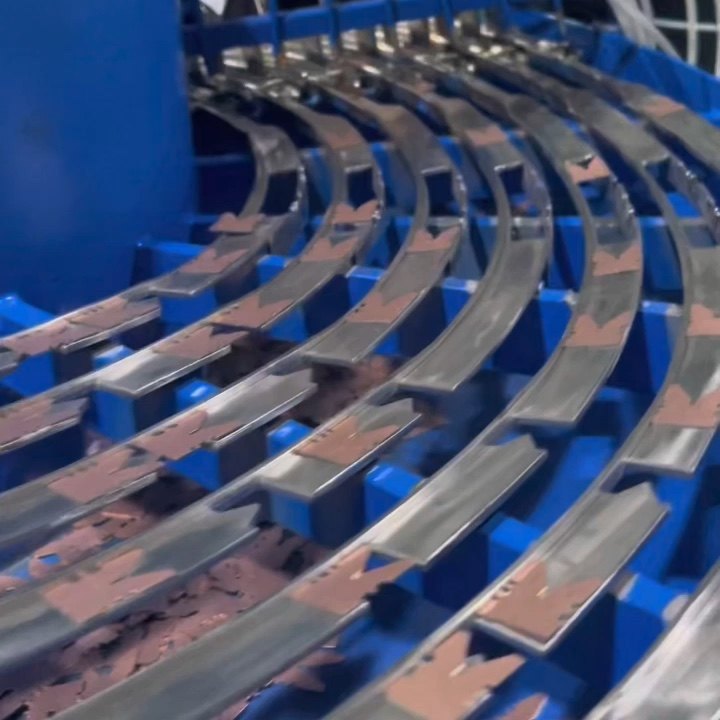 Arc Chute Automatic Assembly Machine Industrial Electric Components ...