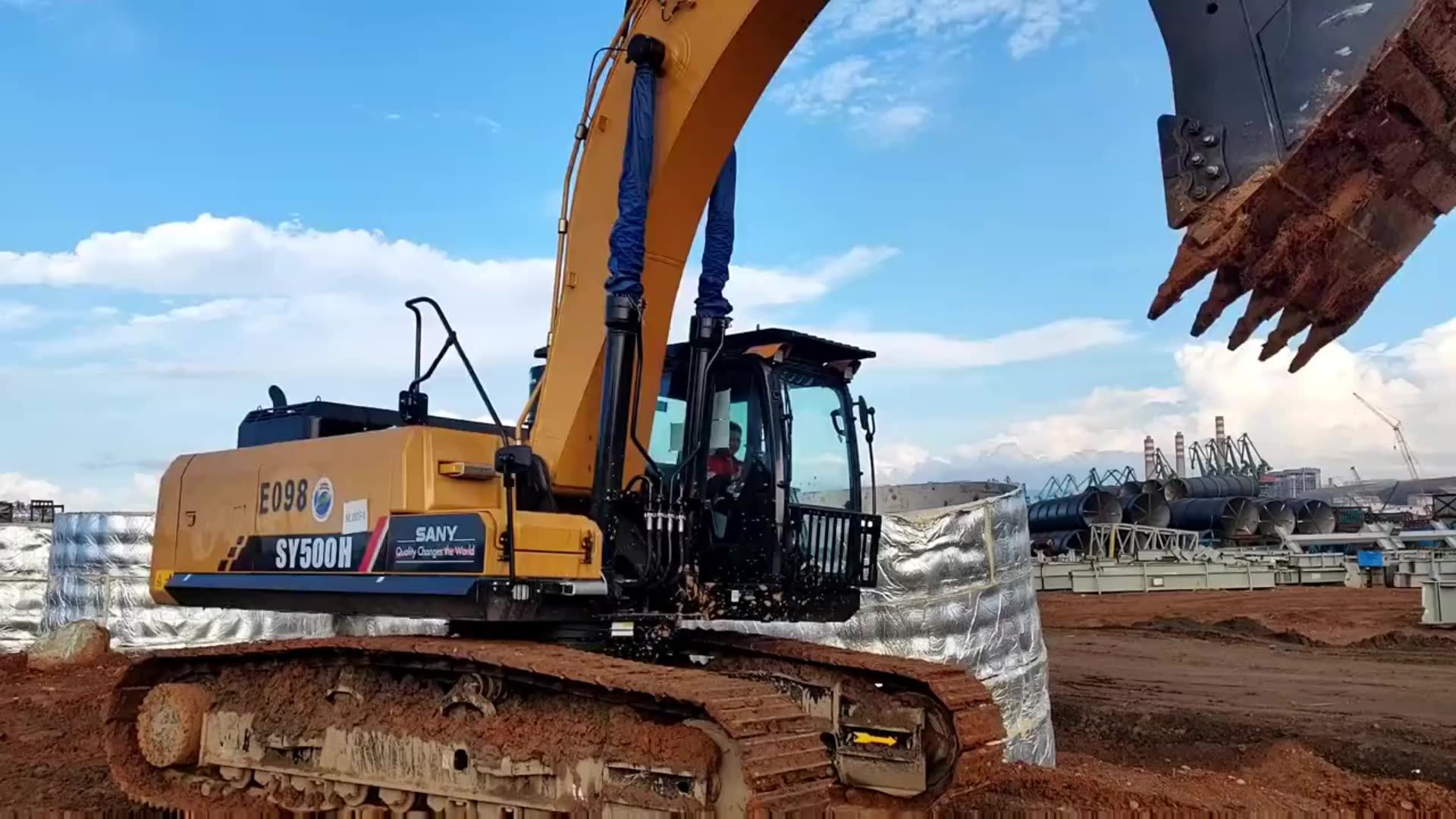 High Operating Efficiency 50ton Large Excavator Sy500h Large Type ...