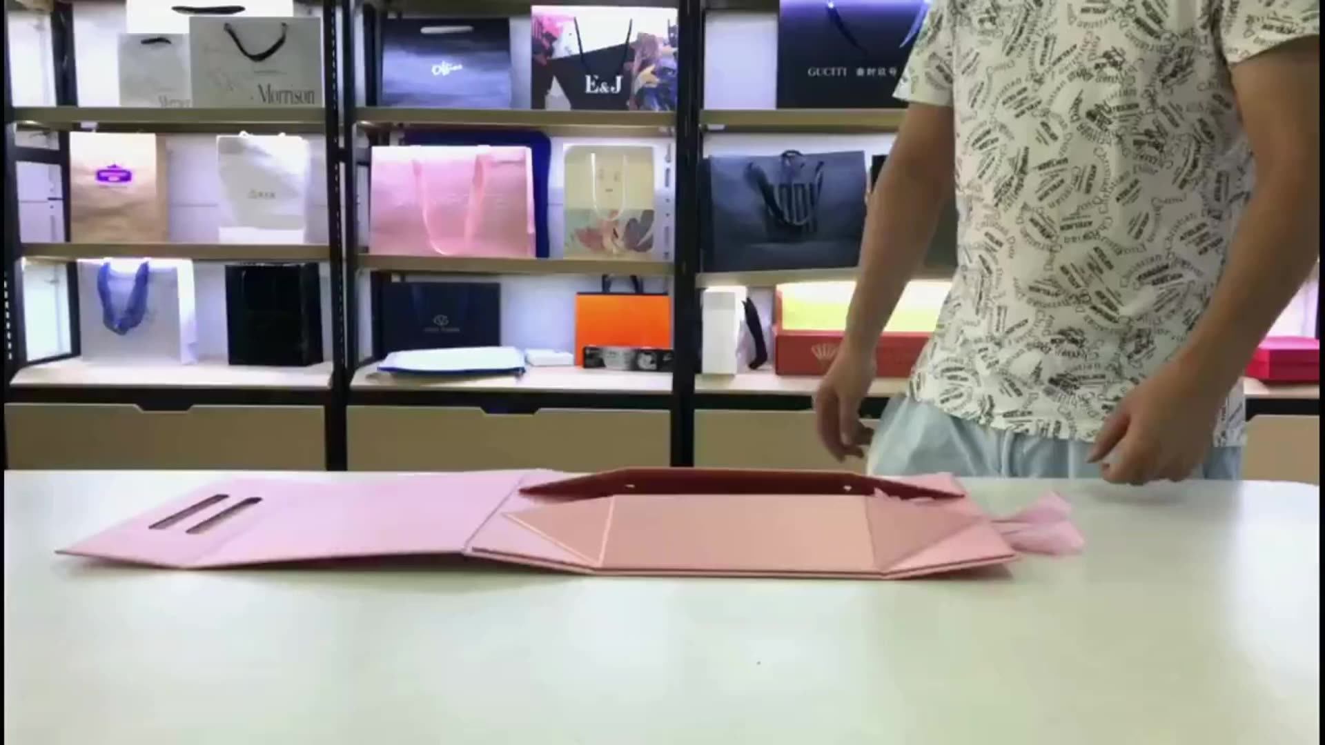 Custom Luxury Black Paper Packing Folding Shoe Gift Box Magnetic Paper ...