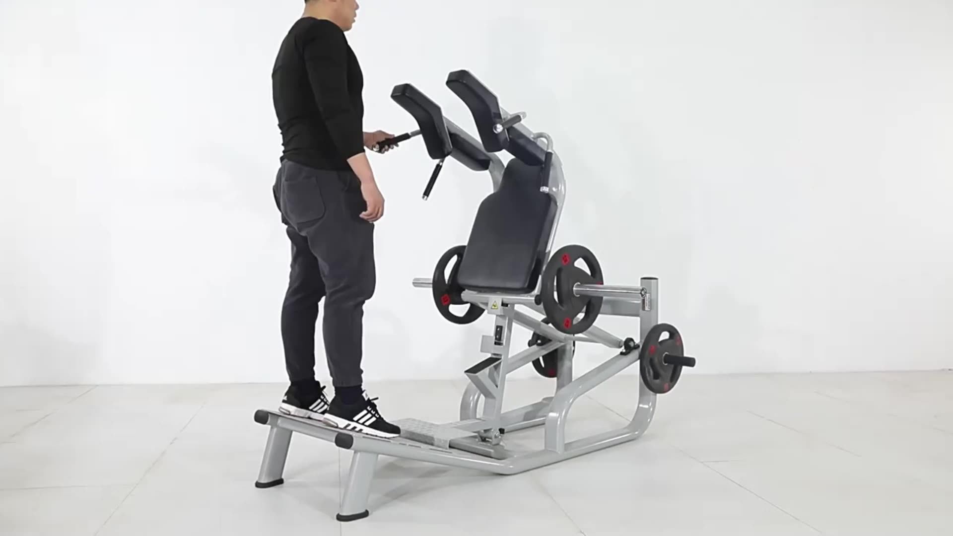 Huck Squatting Machine Strength Training Equipment For Dual Use In The ...