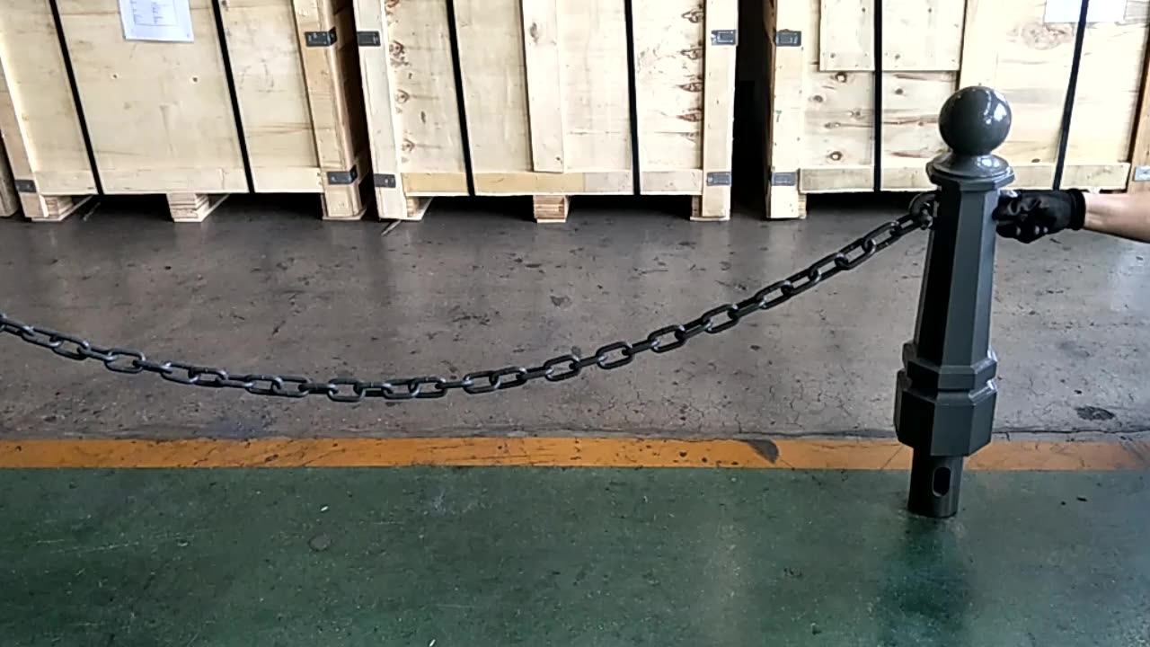 Cast Iron Parking Guard Post Isolation Post Traffic Barrier With Chain ...