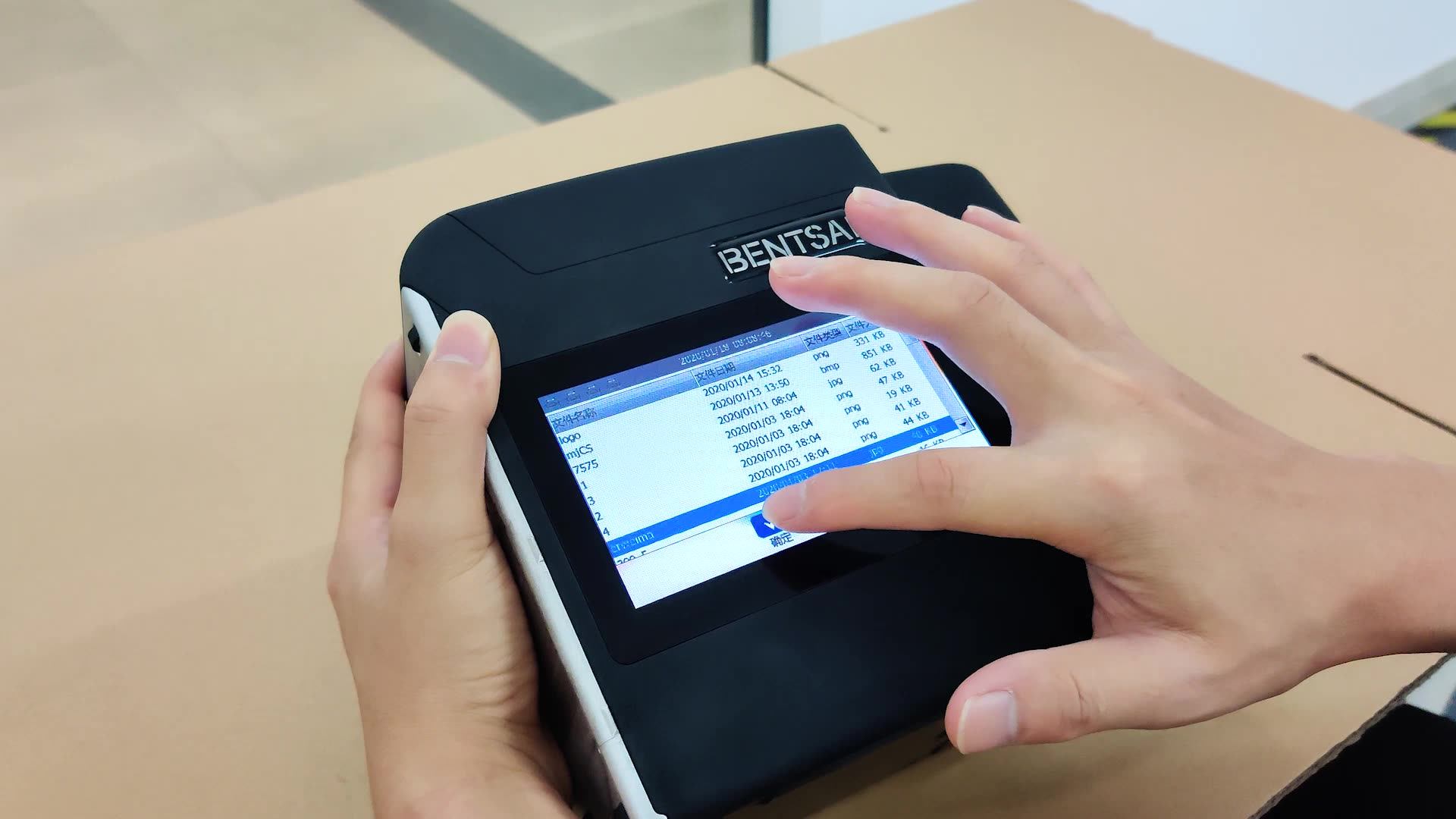 Large Format Handheld Inkjet Printer Gun Carton Wooden Plastic Inkjet ...