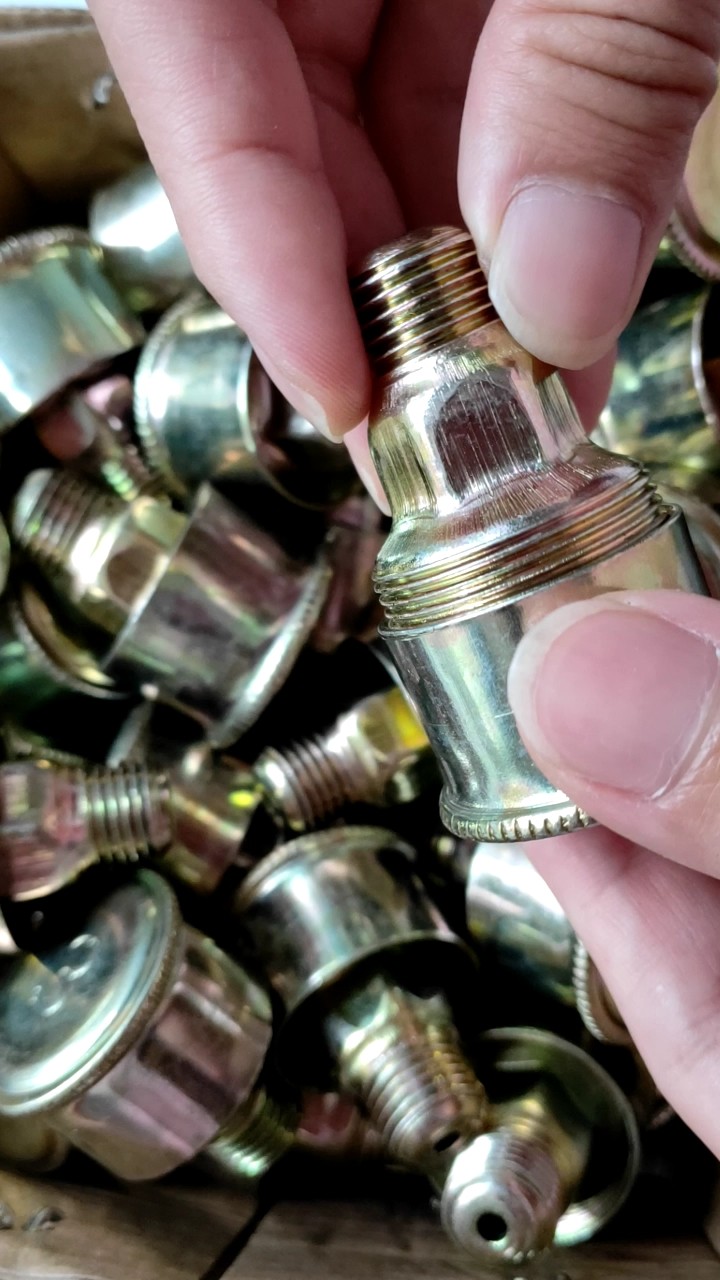 Grease Cup Carbon Steel - Buy Grease Cup,Grease Cup Iron,Auto Grease ...