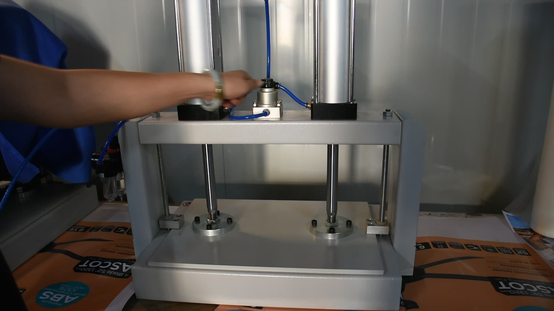 Dual Cylinder Photo Album Press Machine Mini Pneumatic Book Pressing ...