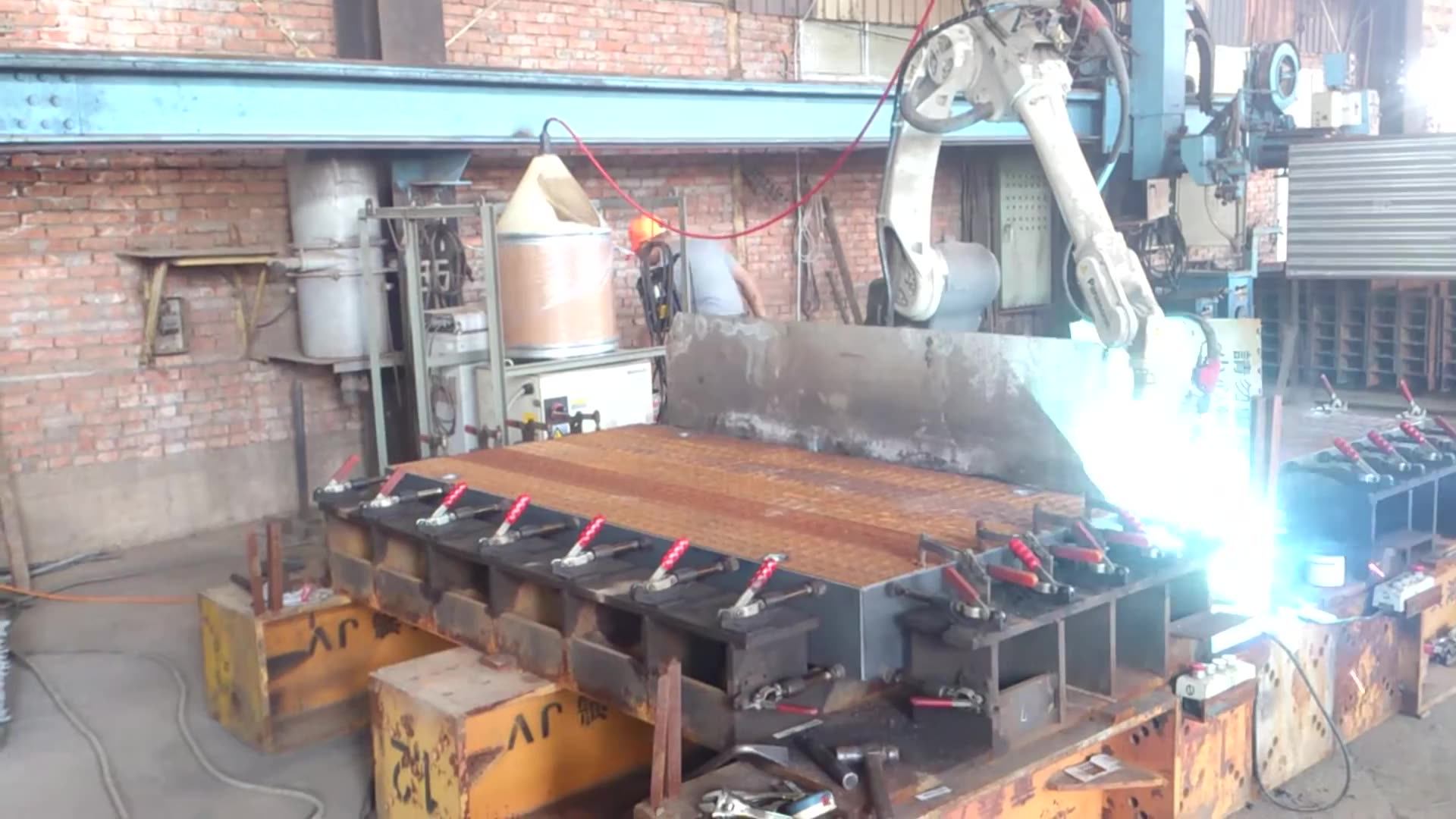 The Metrodeck Steel Decking Panel Steel Deck Used For Temporary Bridge ...