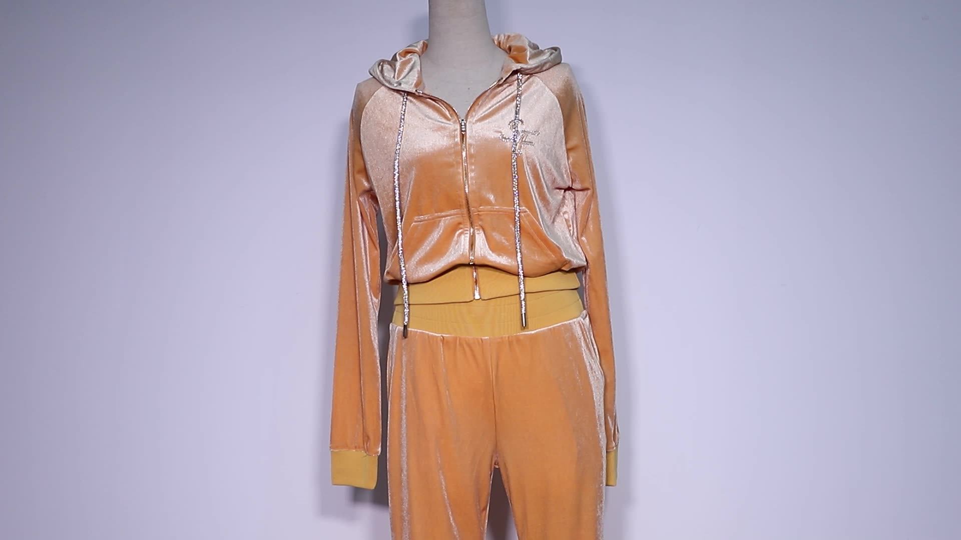 Custom Rhinestone Diamond Logo Women Clothing Track Suit Velvet Crop ...