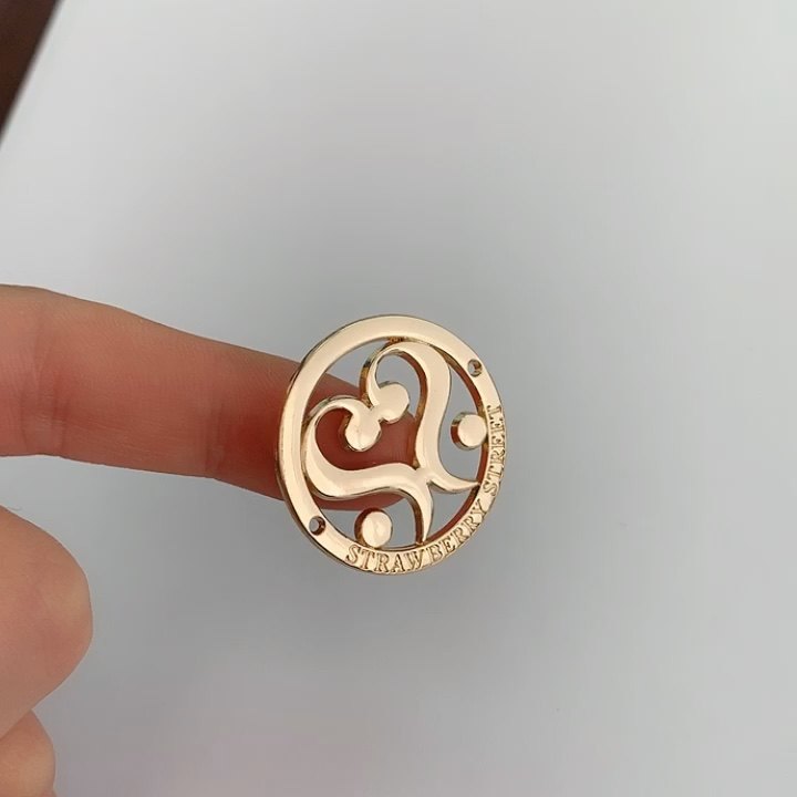 Manufacturers Made Hollow Letter Round Logos Customized Gold Color ...