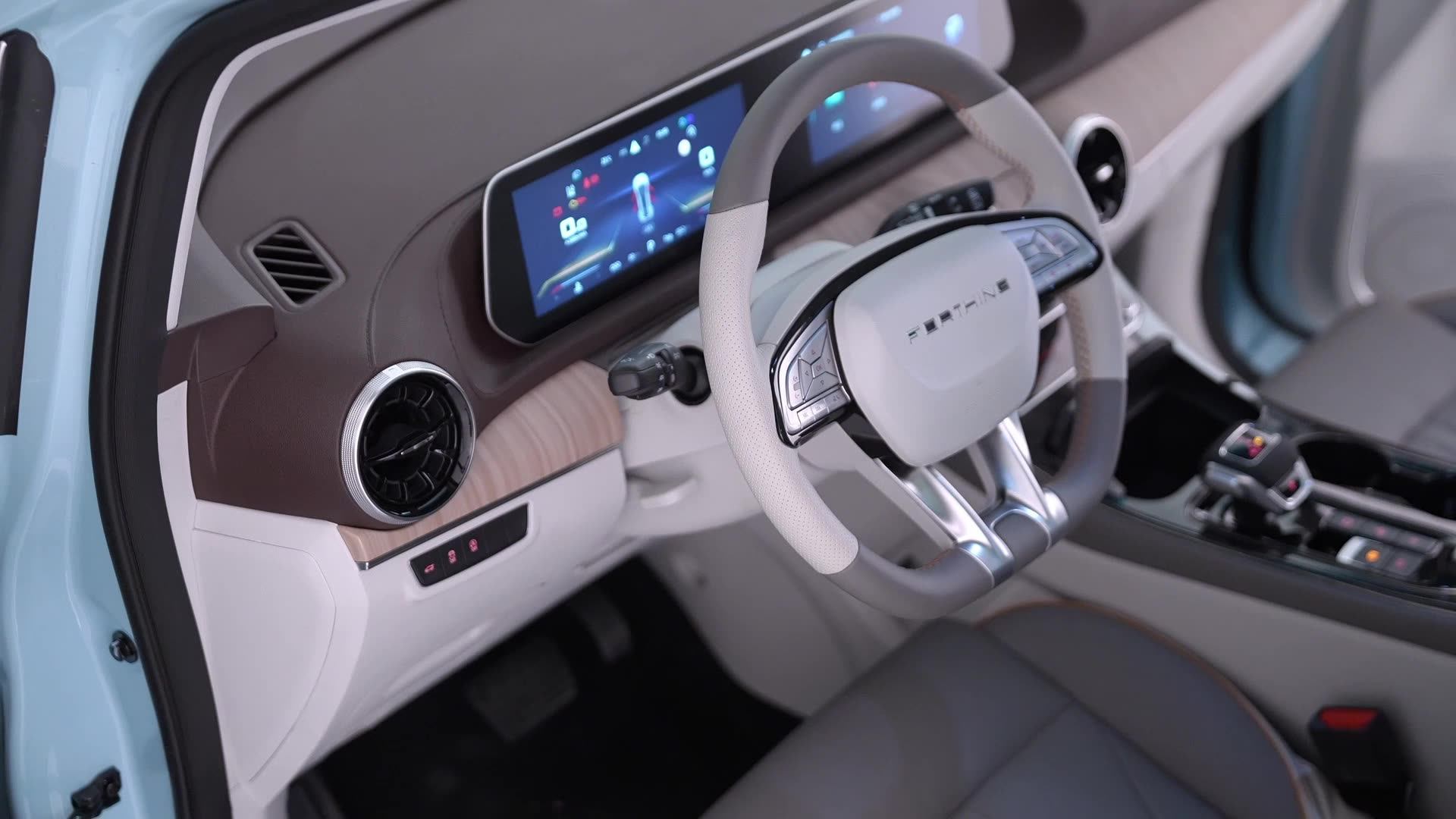 Dongfeng Forthing's Newly Launched 7-seater Hybrid Cars Mpv For Family ...