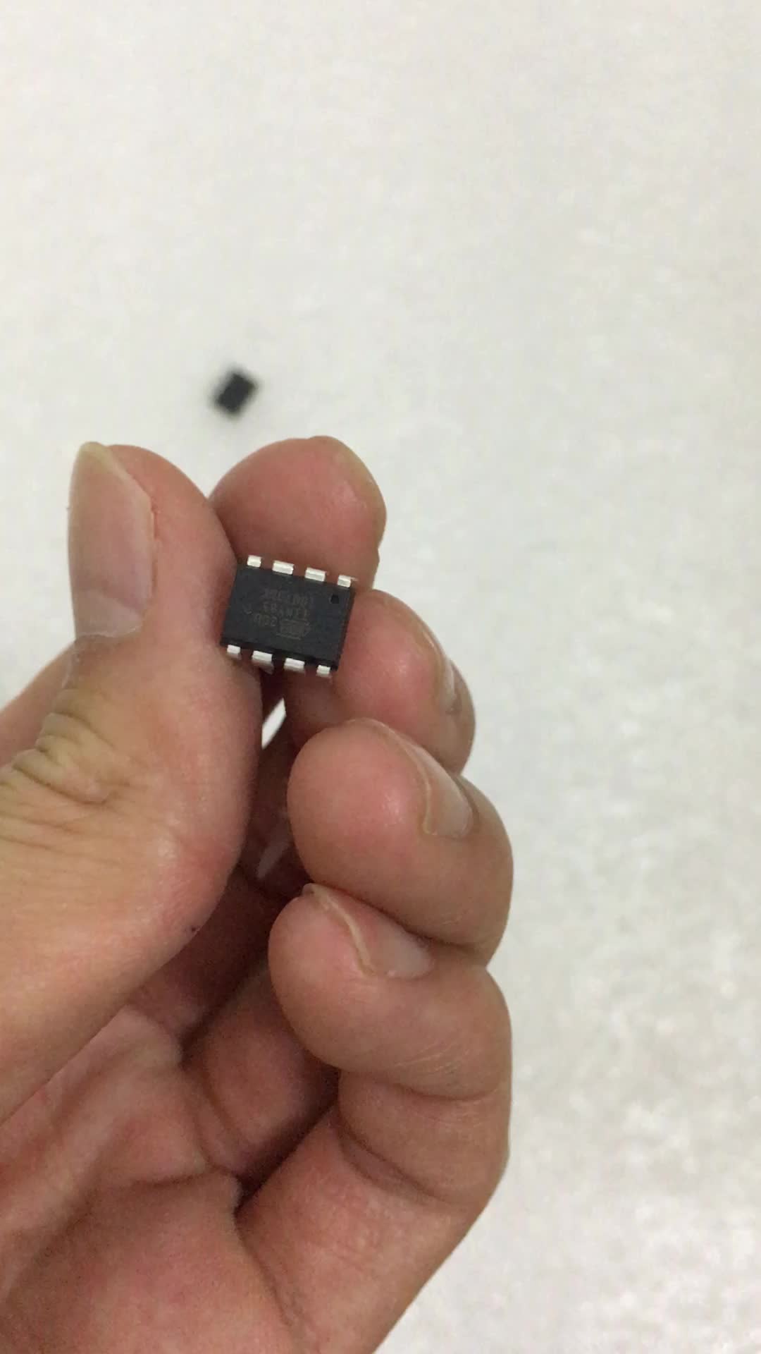 Attiny85-20pu Tiny85 Dip8 Microcontroller Chip Attiny85-20 Support Bom ...