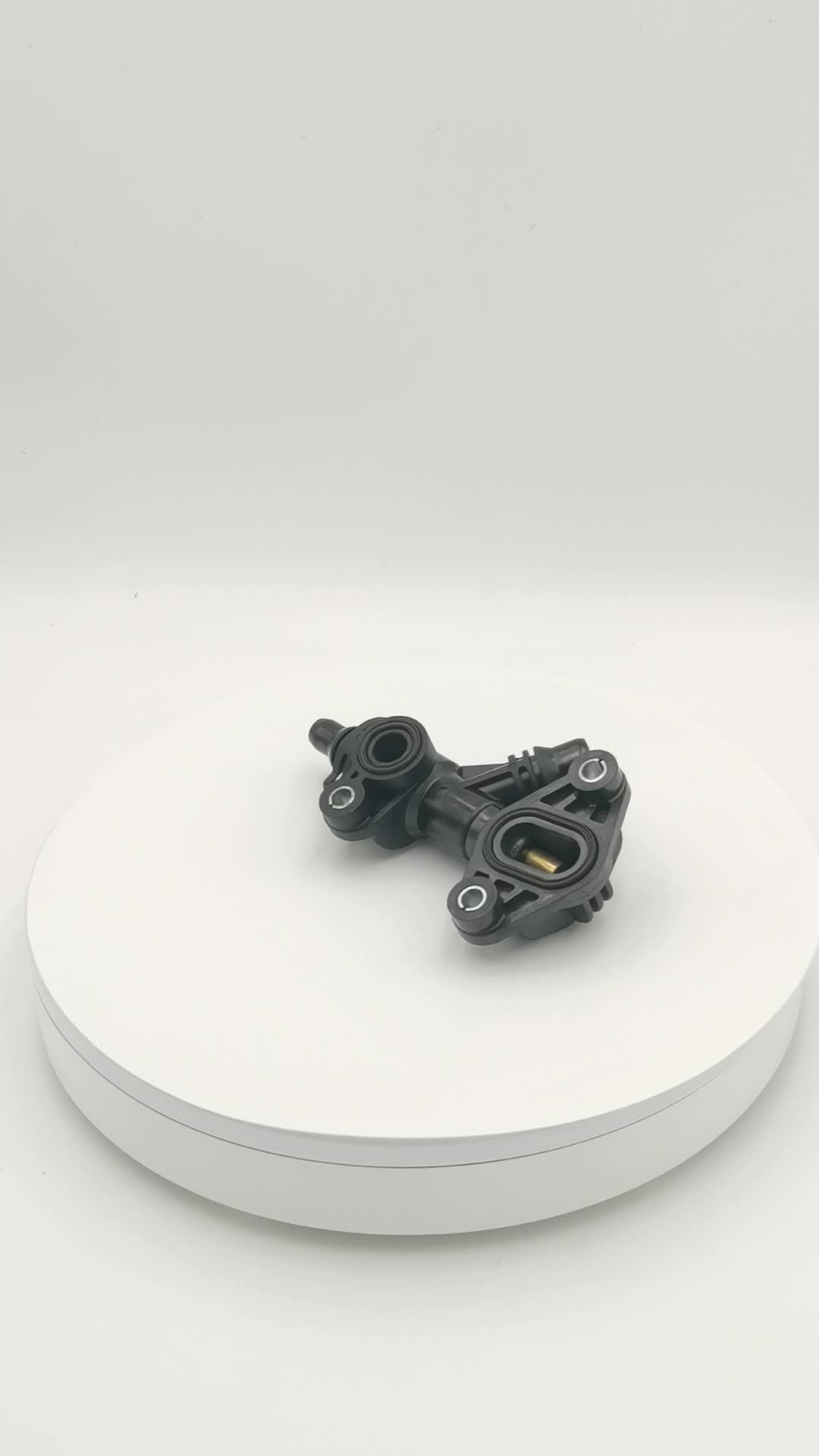 Auto Parts Engine Coolant 17217638681 Engine Housing Thermostat For Bmw ...