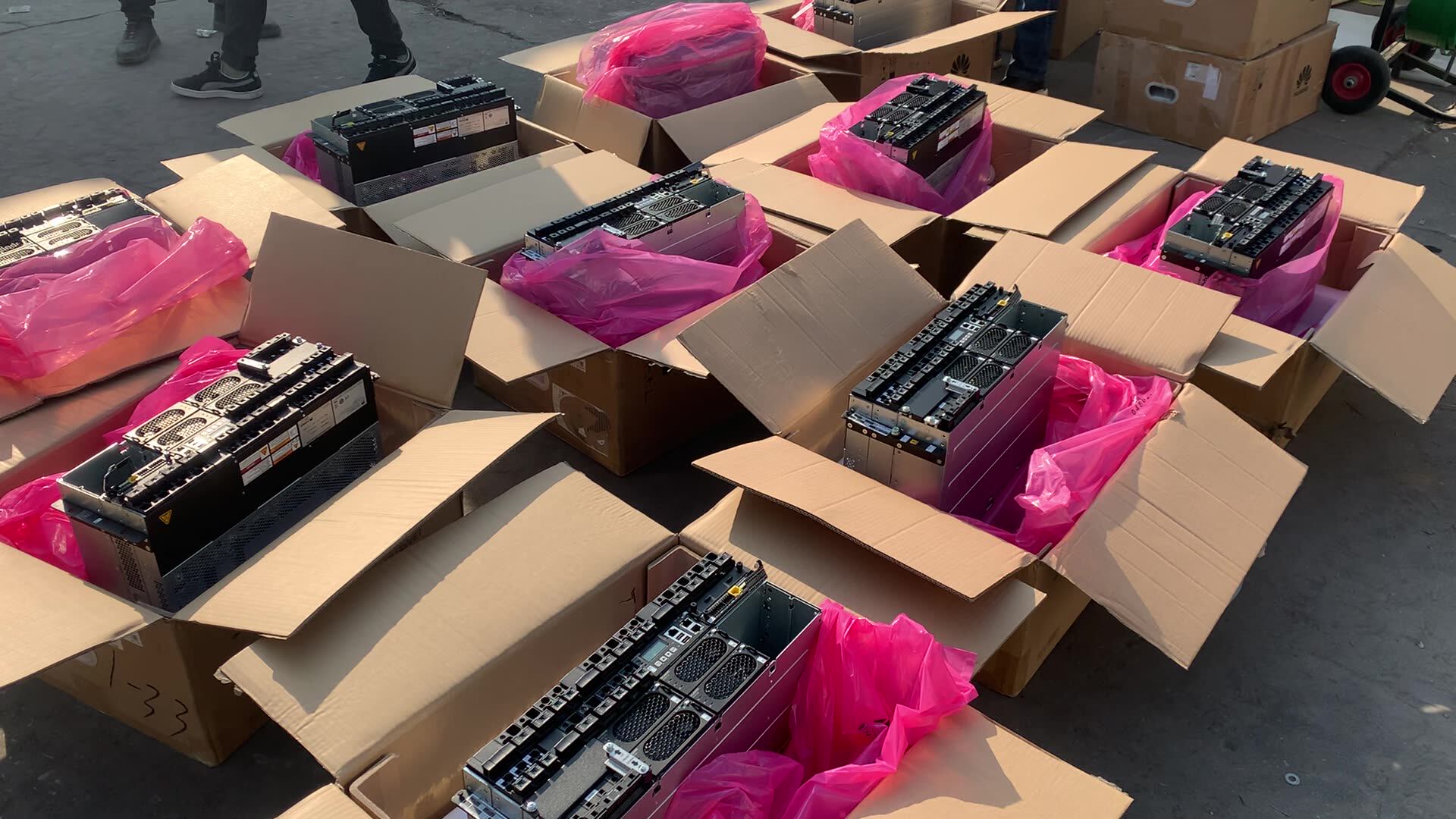 全新原装华为ETP48400-C3B1嵌入式电源48V450A插框 ETP48400-C3B2-阿里巴巴