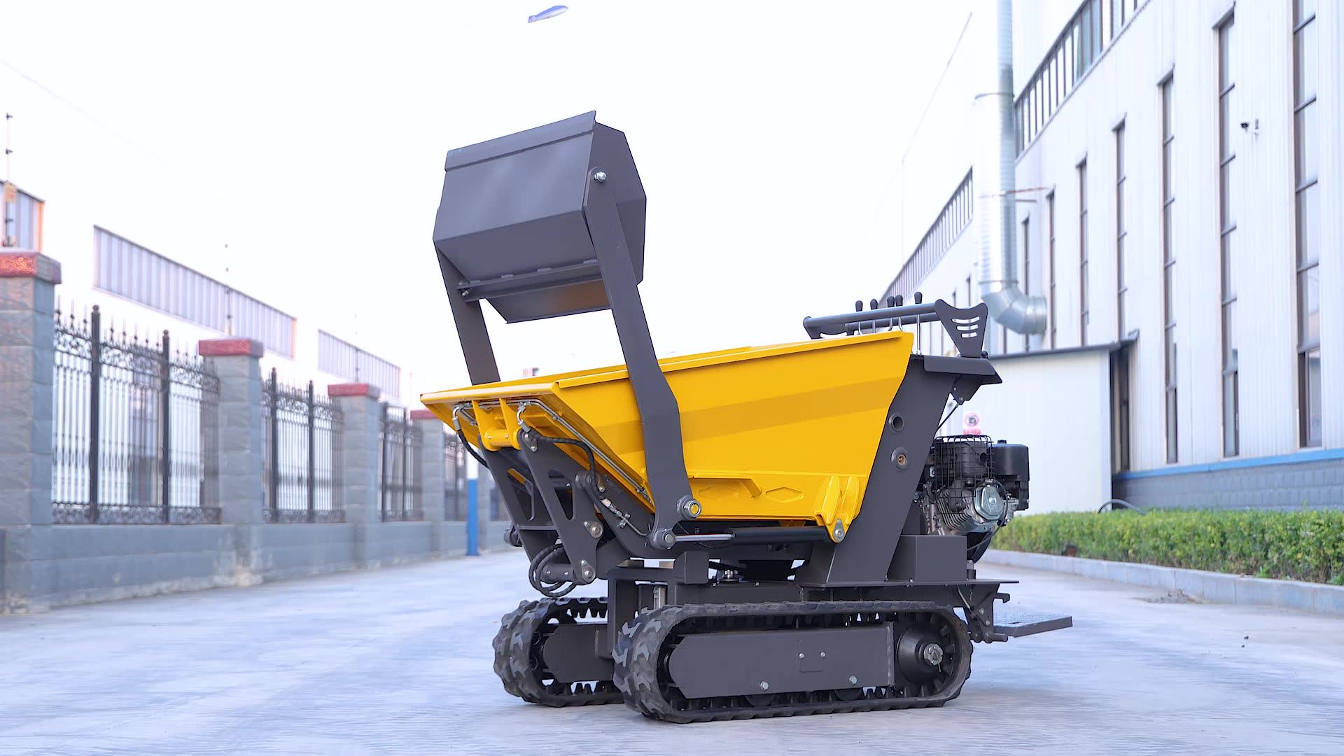 Mini Dumper Truck 500kg With Swivel Lift Is Popular In Eu Market And ...