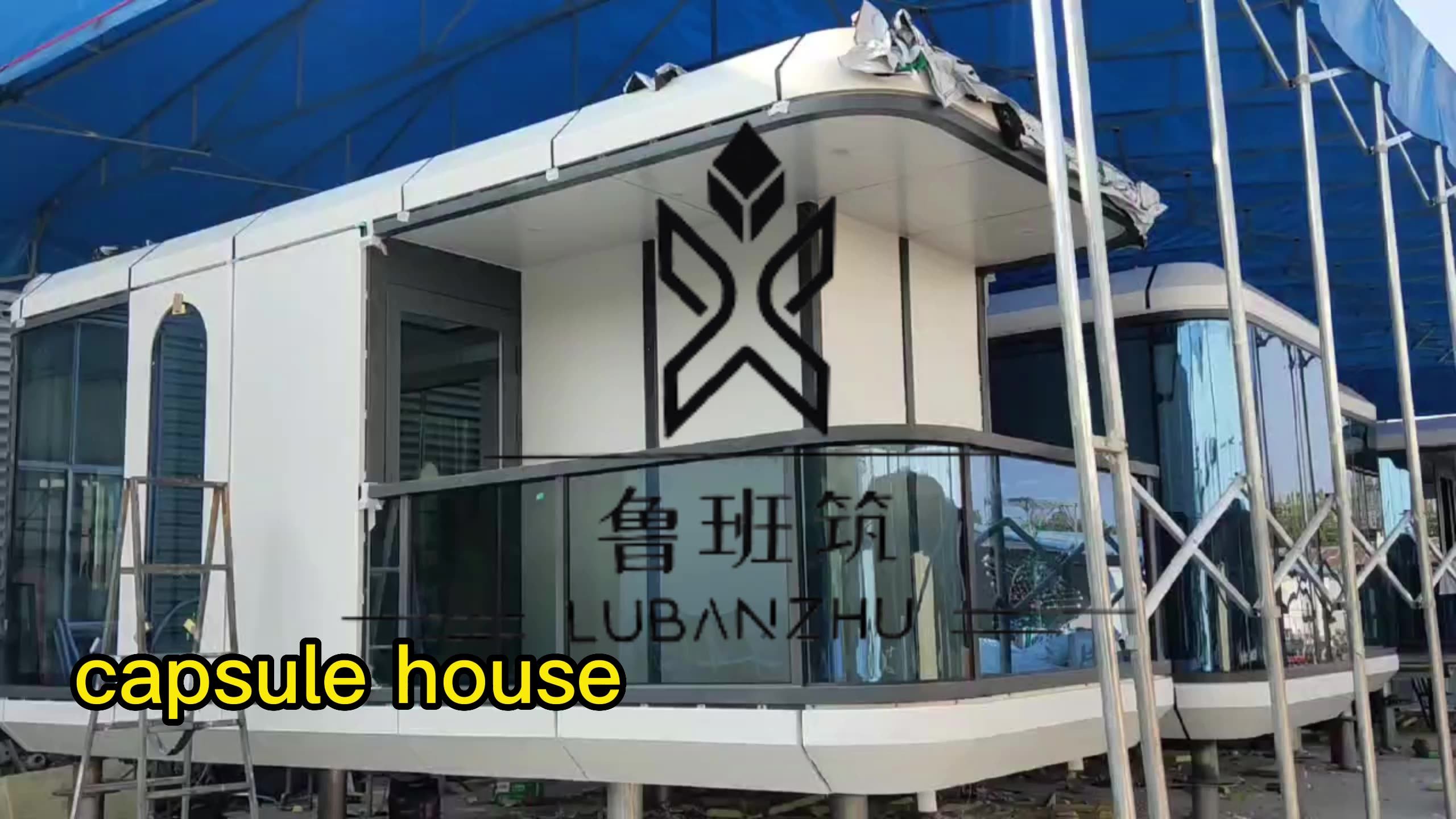 Prefabricated Luxury Expandable House Capsule House Commercial Space ...