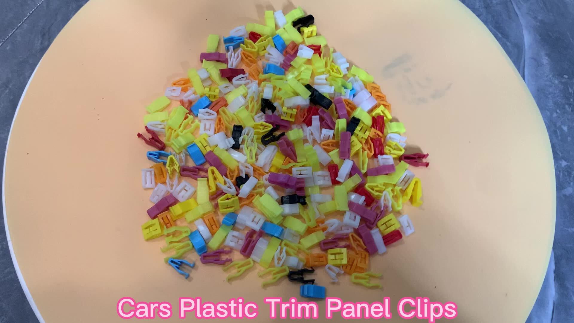 Yellow Plastic Clip Center Console Dashboard Trim Panel Clips For Cars ...