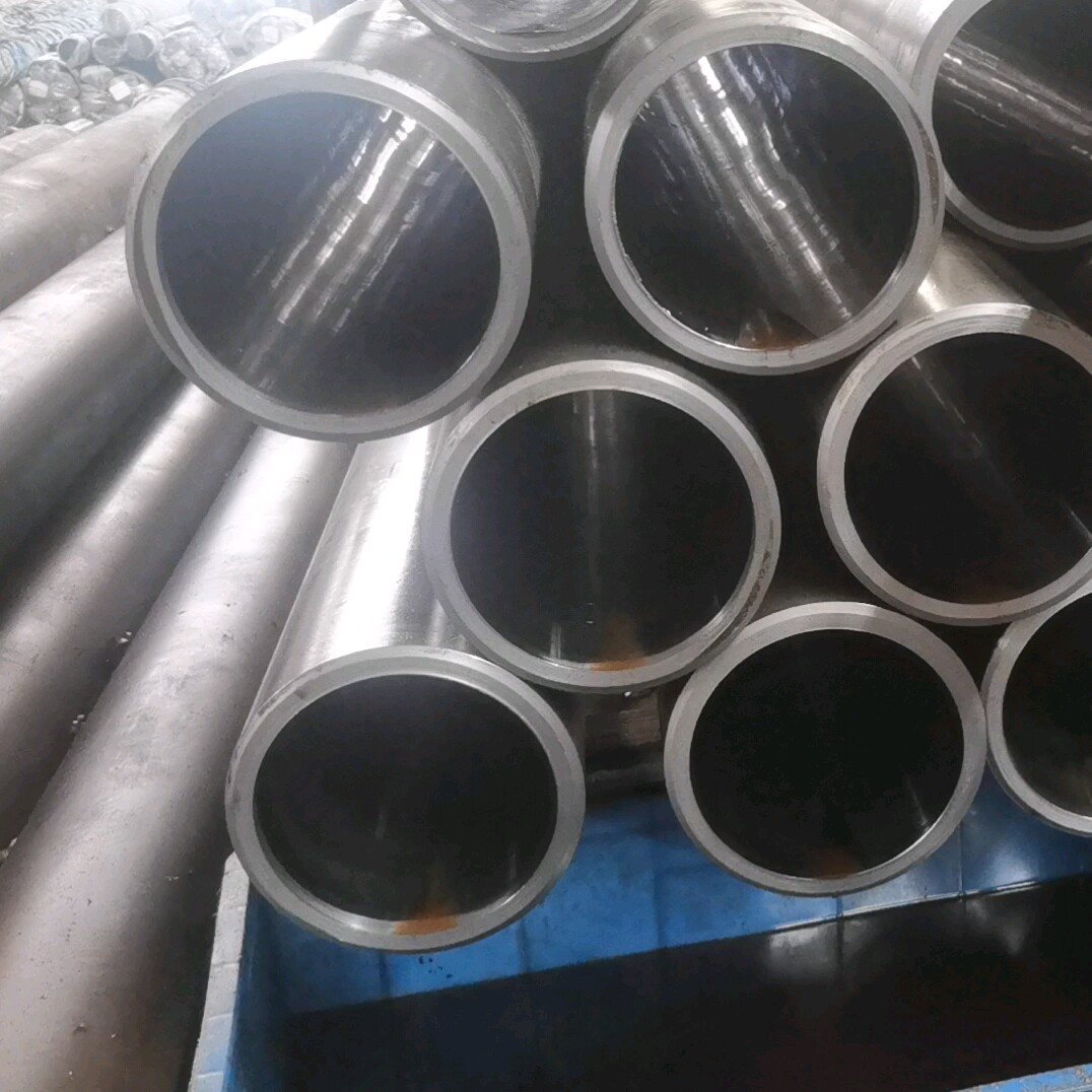 Sa213 P91/t11 Sa355 T91/911 High Pressure Seamless Steel Pipe Sa192 ...