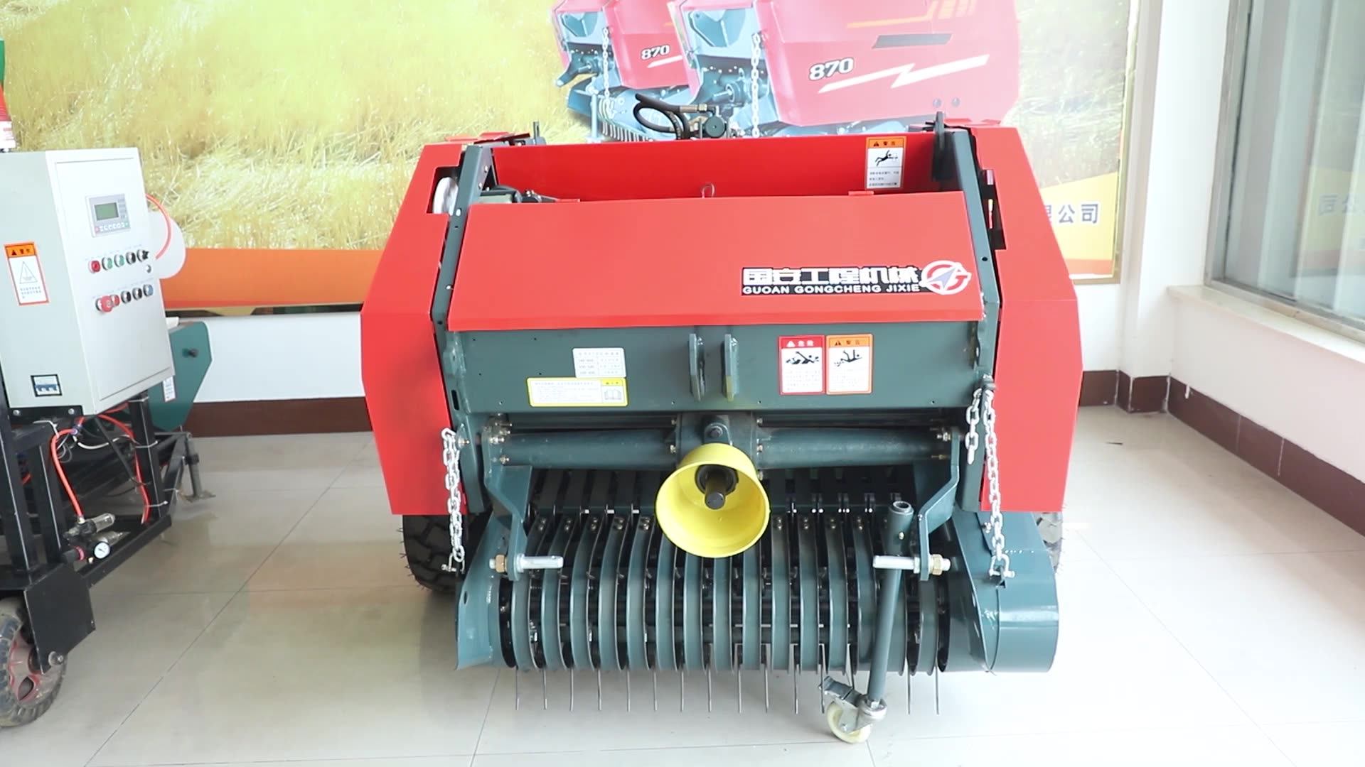 Tractor Agriculture Farm Equipment Grass Rolling Press Baler Hydraulic ...