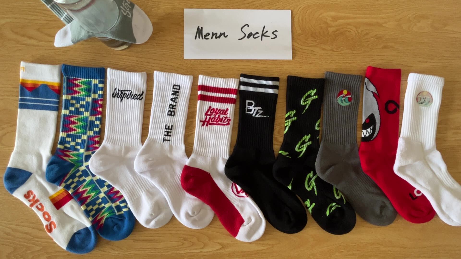 Free Mockup Free Sampling Custom Brand Logo Socks Men Women White ...