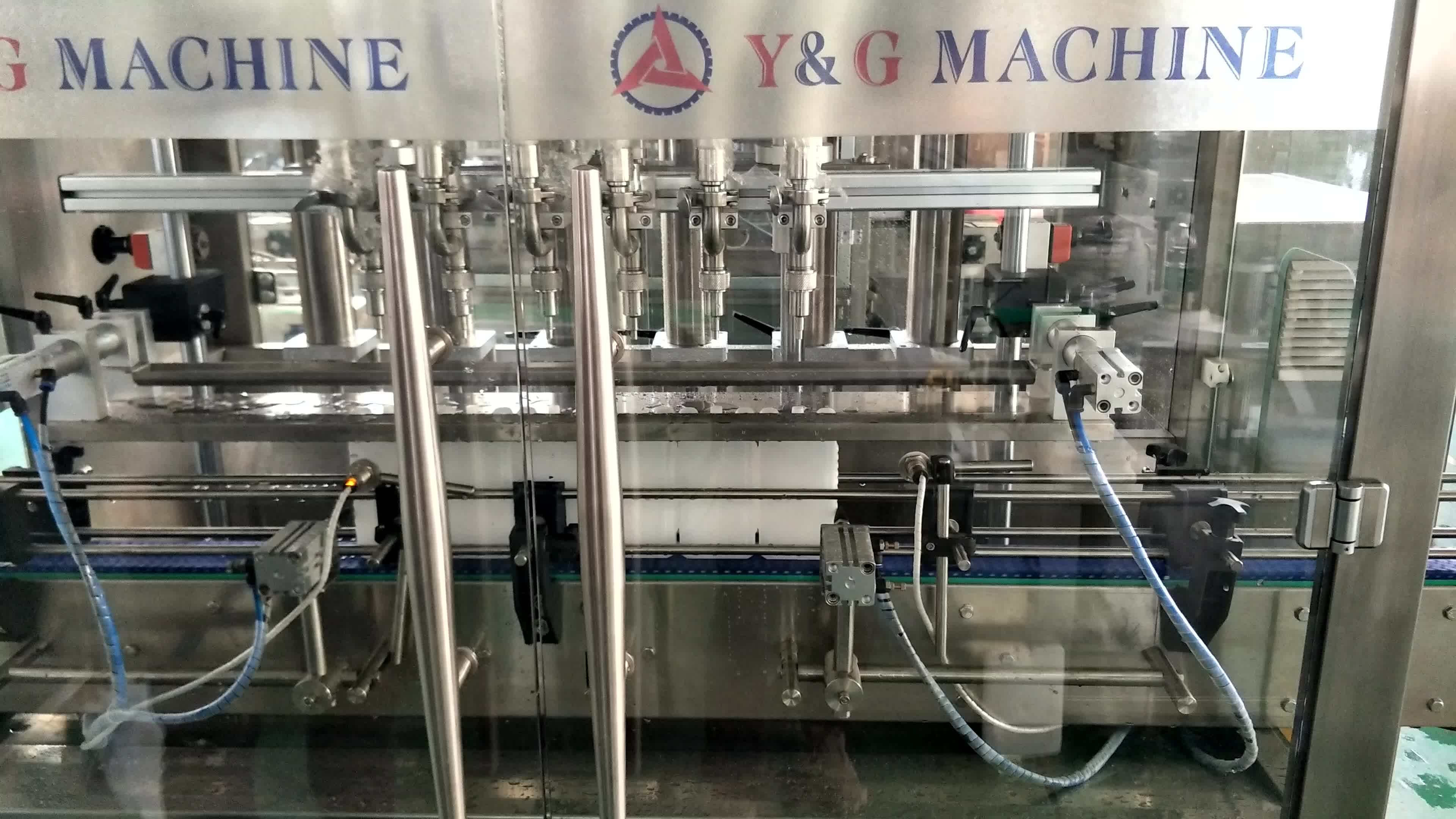Automatic Conveyor Bottled Water Filling Line - Buy Water Filling Line ...