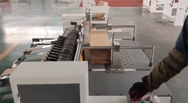 Carton Box Packing Corrugated Automatic Partition Assemble Machine ...