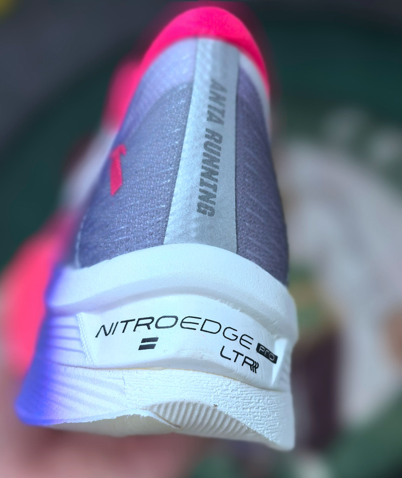 Anta C202 5 Gt Pro Shock-Absorbing, Non-Slip, Professional Running ...