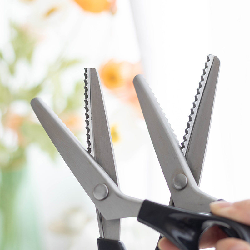 Imported hand sewing tools arc triangle lace scissors sawtooth cut dog ...