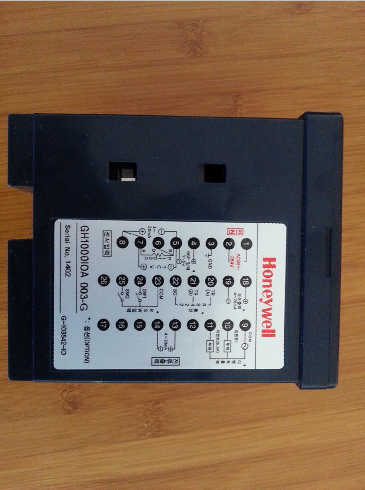 HONEYWELL'S GH1000 SERIES TEMPERATURE CONTROLLER PRODUCED IN SOUTH KOREA