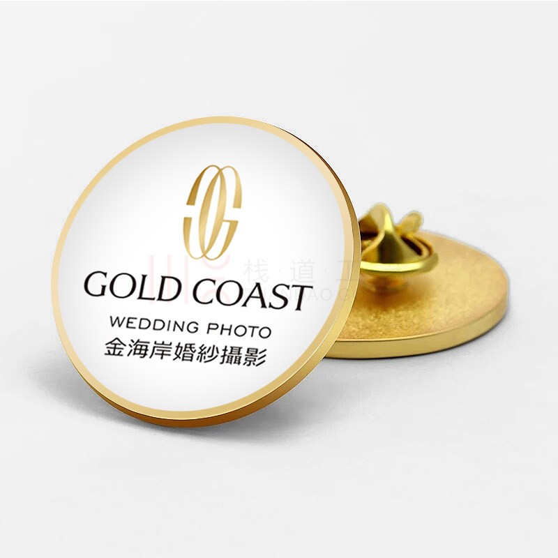 Epoxy badge personalized: your exclusive memory, a unique enamel badge!