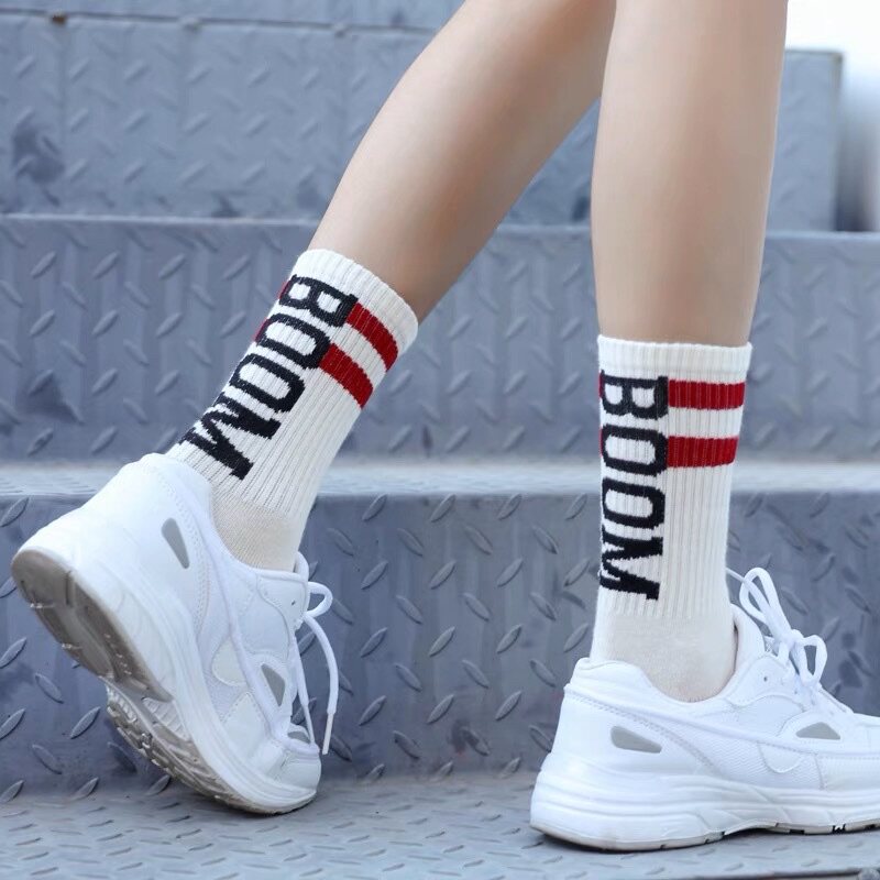 CrazySocks潮牌欧美原宿风袜子：学生情侣必备，运动街头新宠！-手包-淘宝好物网