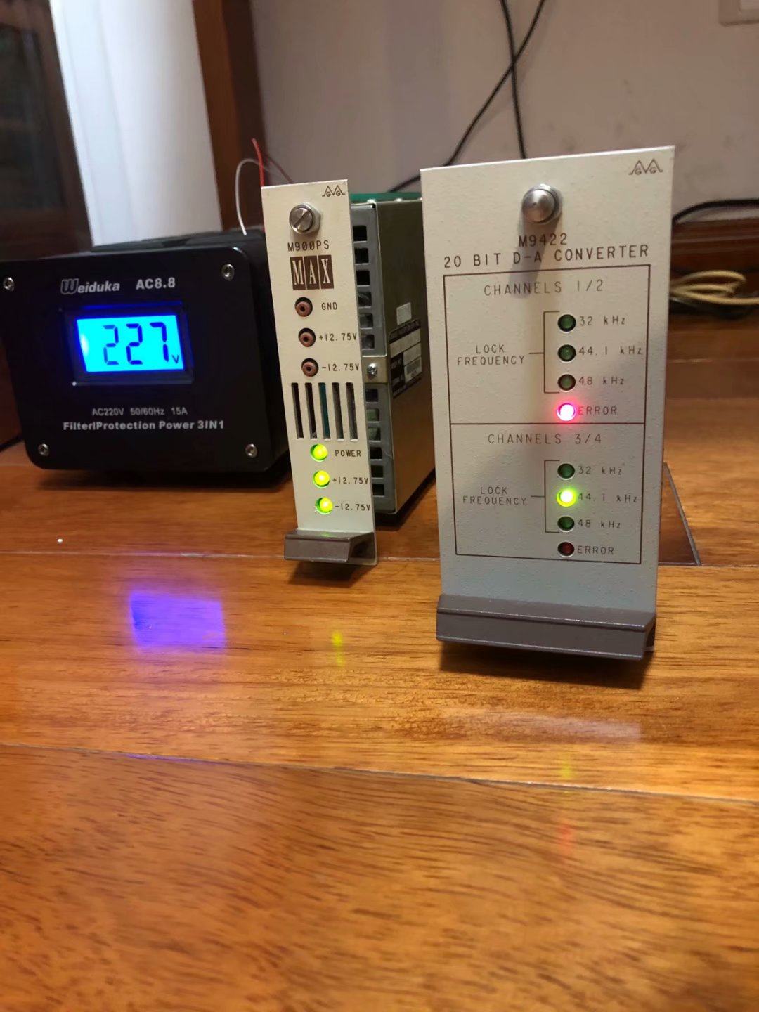 美國草谷 電臺解碼 GVG M9422 PCM63K 全平衡 R2R DAC 解碼器