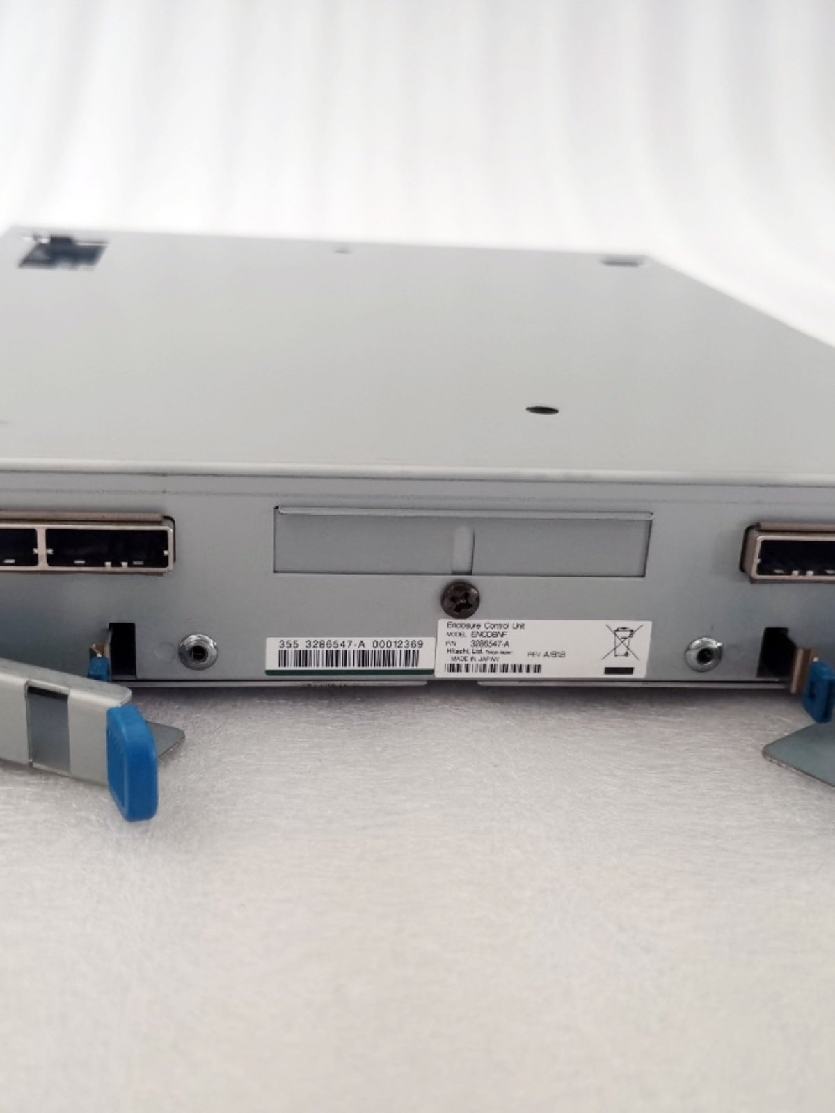 3286547-A HITACHI MNF100R-BOX Storage Expansion Cabinet 4-Port 6G SAS I ...