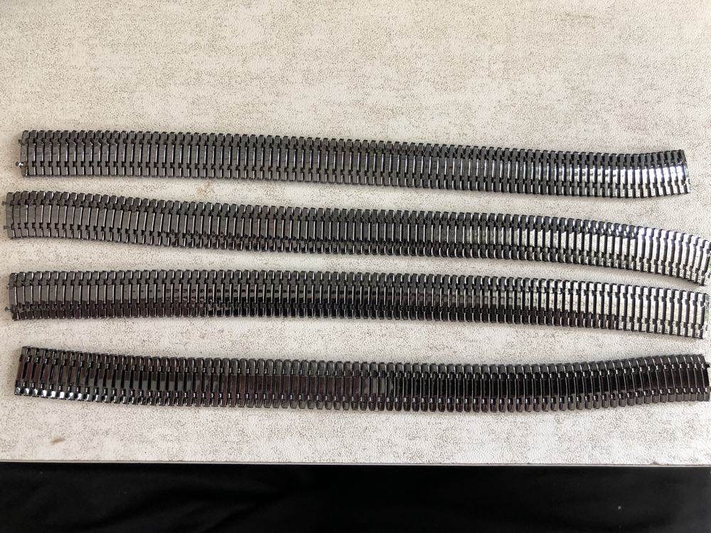 Spot MC Big Green Pepper Chadili Green Gun Special Alloy Bullet Chain Bullet Belt Ammunition ...