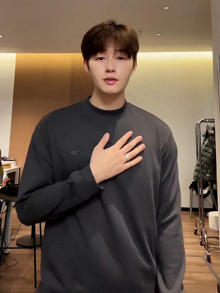 2023新款秋冬加厚双面绒高领T恤打底衫简约百搭休闲圆领体恤ins潮-Taobao