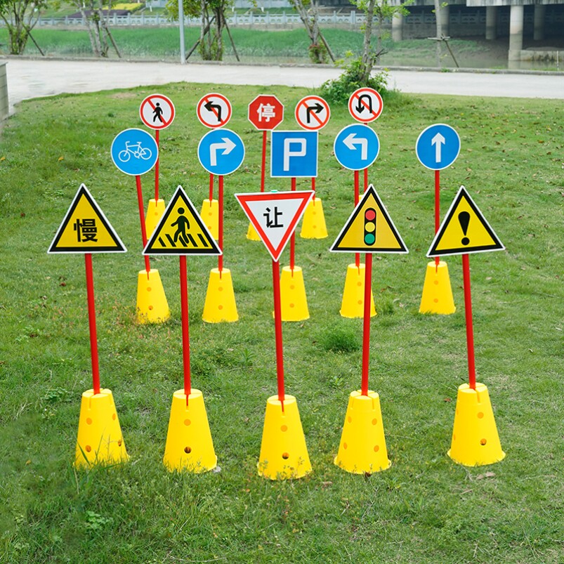 Kindergarten traffic light traffic signal toy: the best partner for ...