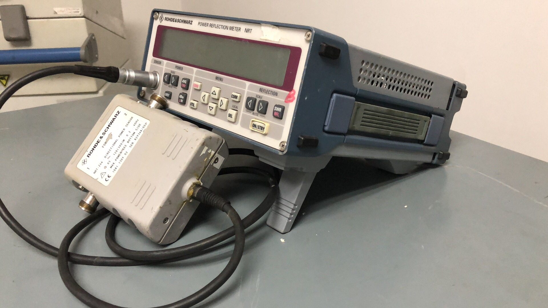 Original Rohde Schwarz NRT power meter NRT-Z44 power sensor function is ...